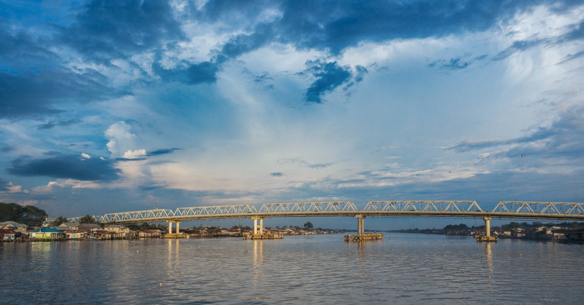 Hanoi‎ – Pontianak‎ trips